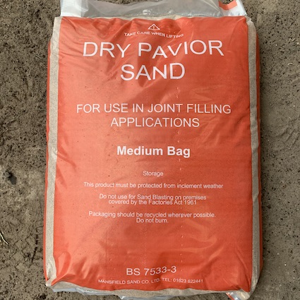 Kiln Dried Paving Sand 20kg – Walton Turf